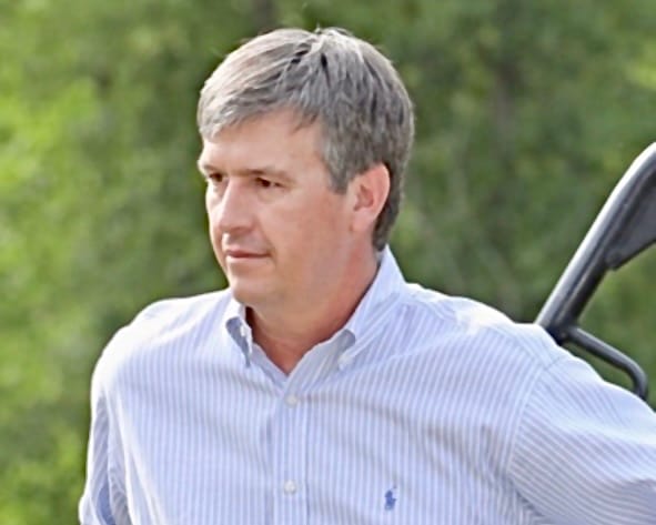 U.S. Representative Barry Moore Supports No Rogue Rulings Act